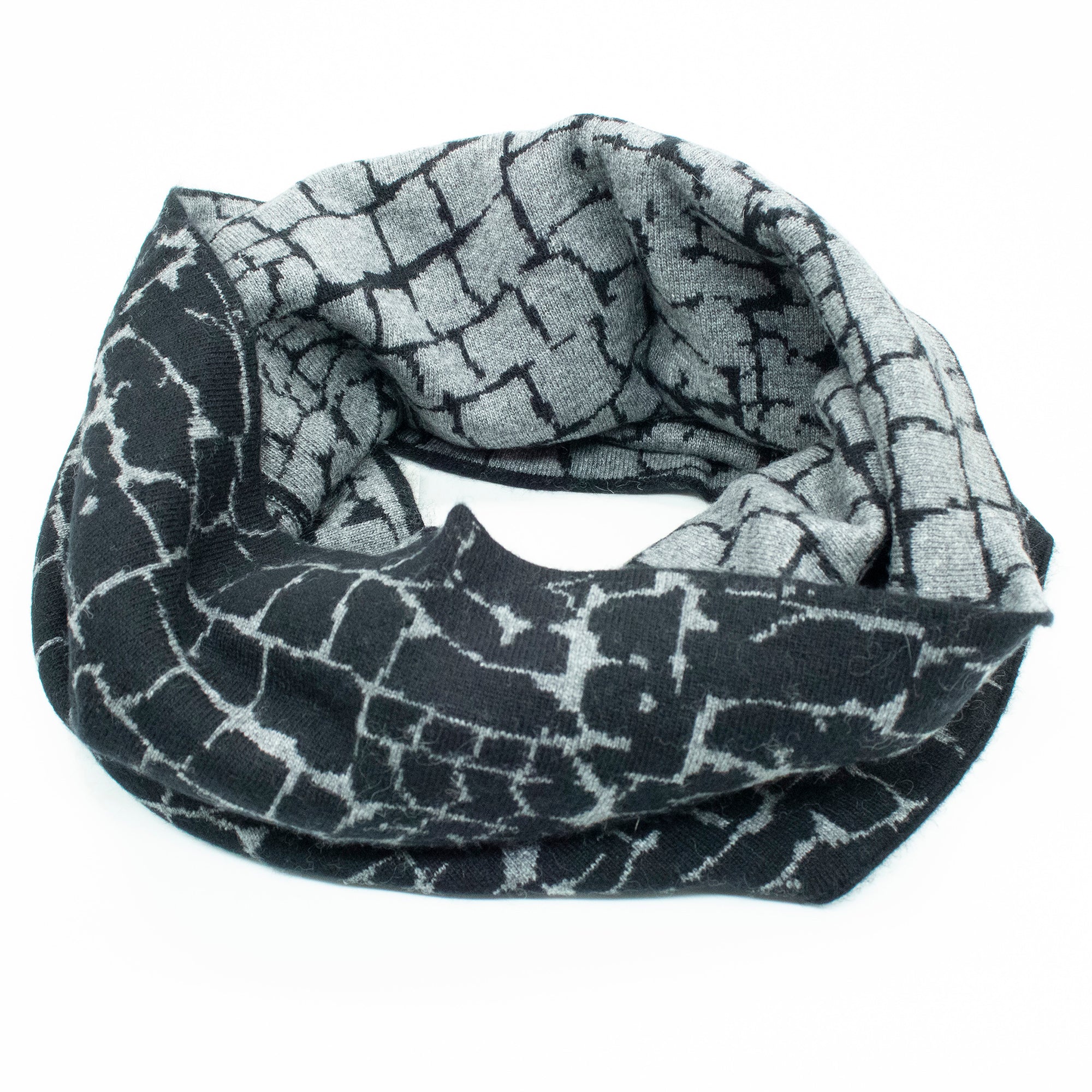 Portolano | Womens | Snood In Crocco Design | Black/Medium Grey